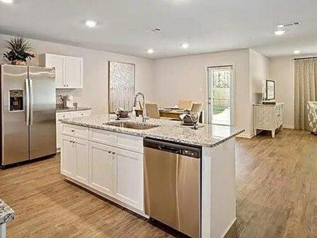 house 4 bedroom, Ocean Springs MS 39564 DS88844288