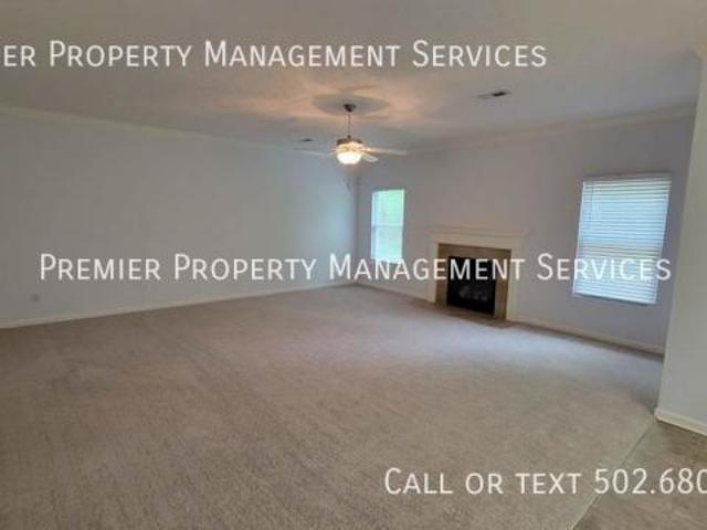 house 4 bedroom, Louisville KY 40228 DS88216066