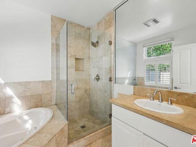 house 4 bedroom, Los Angeles CA 90035 DS89435288