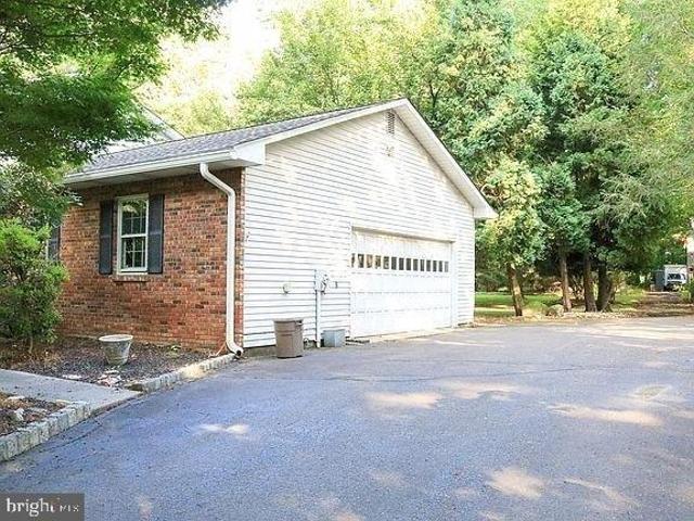 house 4 bedroom, Monroe Township NJ 08831 DS89358828