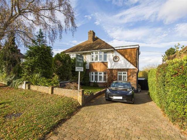 4 Bedroom Semi Detached House
