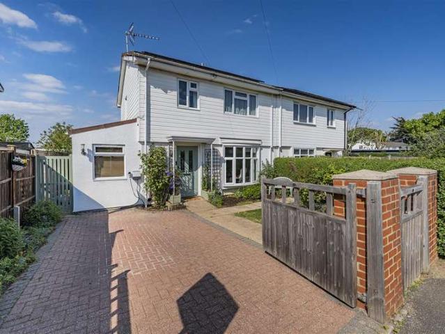 3 Bedroom Semi Detached House