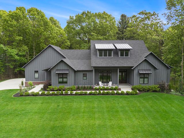 House with garden and terrace