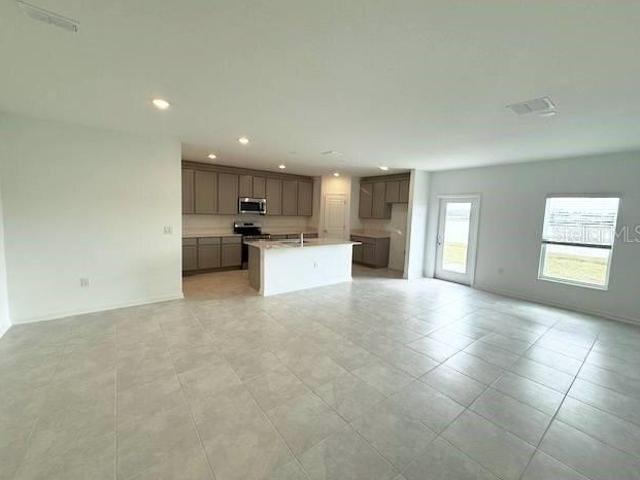 house 5 bedroom, Daytona Beach FL 32124 DS88194081