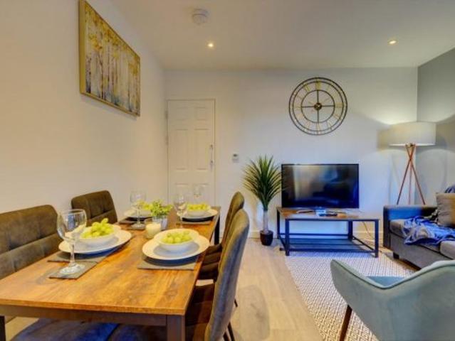 House 5 Bedroom For Rent Coventry Coventry 5850 ELS65827470