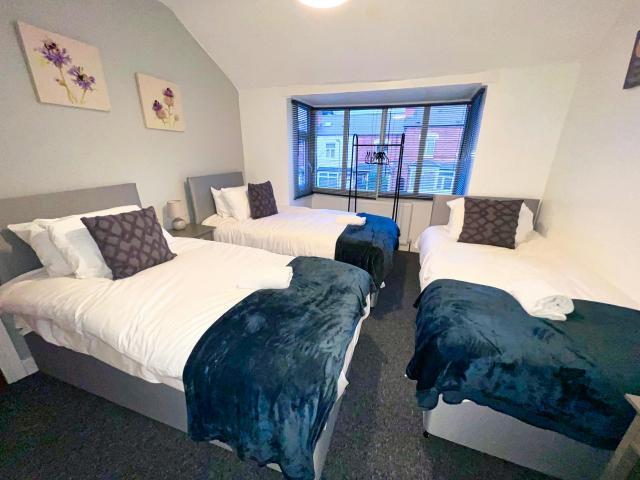 House 5 Bedroom For Rent Birmingham Birmingham 4000 ELS76930404