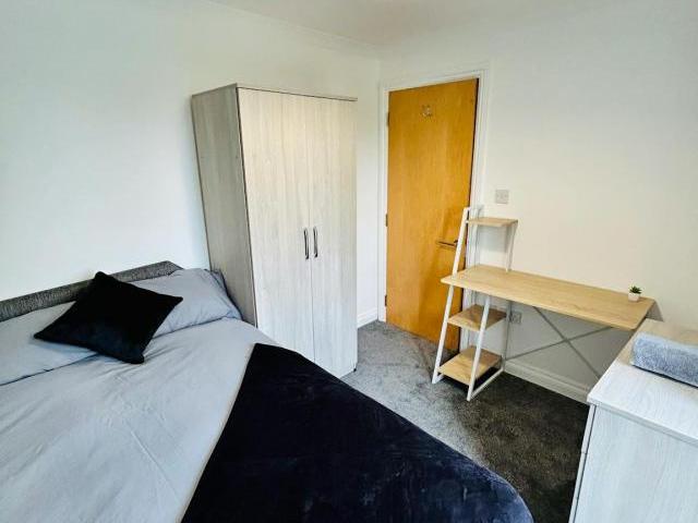 House 5 Bedroom For Rent Bristol Bristol 5300 ELS84385820