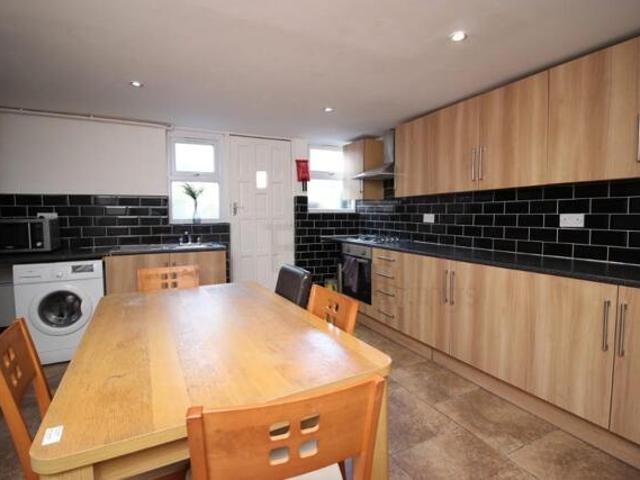 House 5 Bedroom For Rent Leeds West Yorkshire 516 ELS100159705