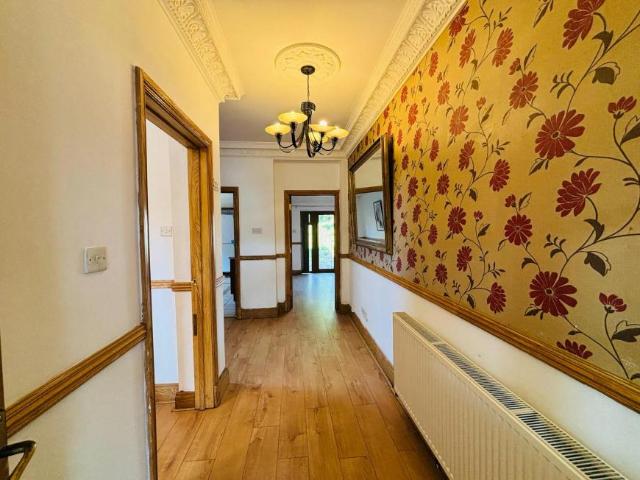 House 5 Bedroom For Rent Ravenhill Ravenhill 3500 ES91454542