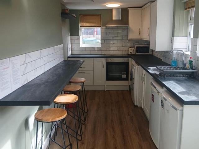 House 5 Bedroom For Rent West Sussex West Sussex 6017 ES103031239