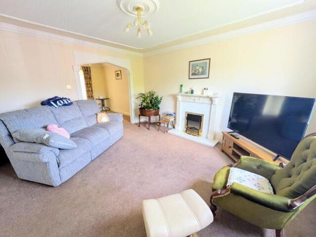 House 5 Bedroom For Sale Carmarthenshire Carmarthenshire 360000 ES101351738
