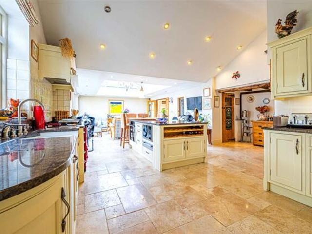 House 5 Bedroom For Sale Central Bedfordshire Central Bedfordshire 1000000 ELS101200007