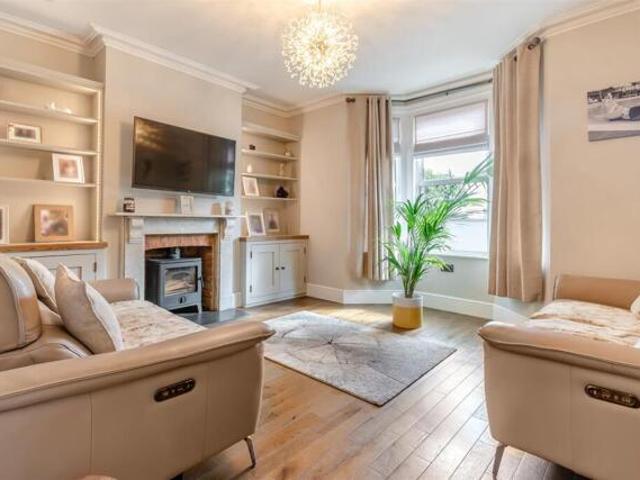 House 5 Bedroom For Sale Churchdown Churchdown 750000 ES100263158
