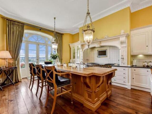 House 5 Bedroom For Sale Chatham Kent 2400000 ES101677653
