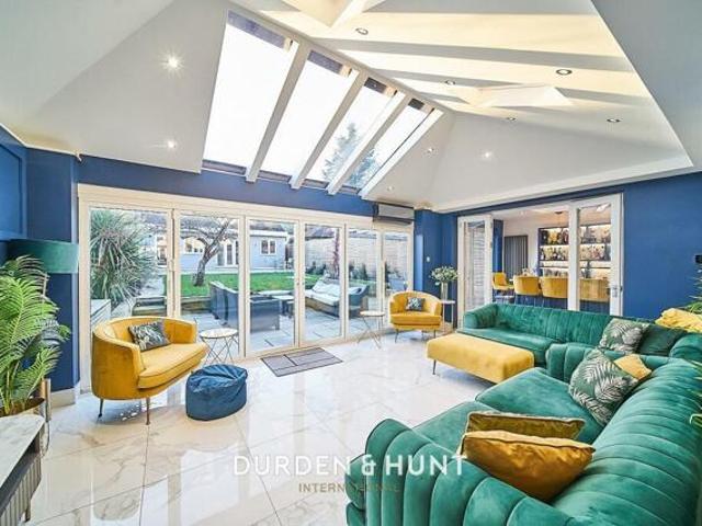 House 5 Bedroom For Sale Chigwell Essex 1100000 ELS100158517
