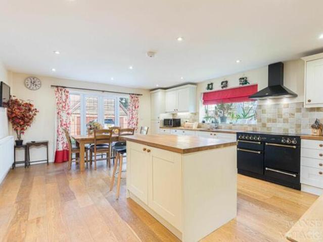 House 5 Bedroom For Sale Crawley West Sussex 1470000 ES100456282