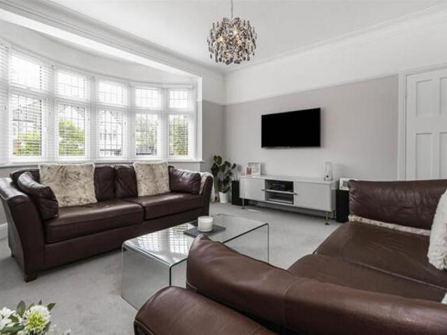 House 5 Bedroom For Sale Barnet Greater London 1295000 ES99380969