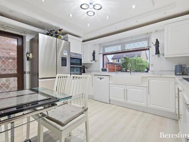 House 5 Bedroom For Sale Basildon Essex 725000 ELS100855032
