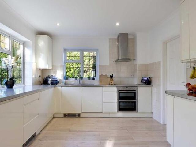 House 5 Bedroom For Sale Beaconsfield Buckinghamshire 1450000 ES99773996