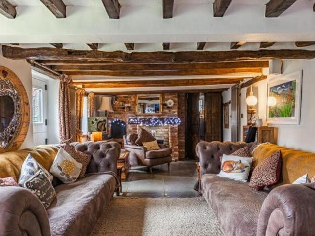 House 5 Bedroom For Sale Beautiful Grounds Beautiful Grounds 895000 ELS101856078