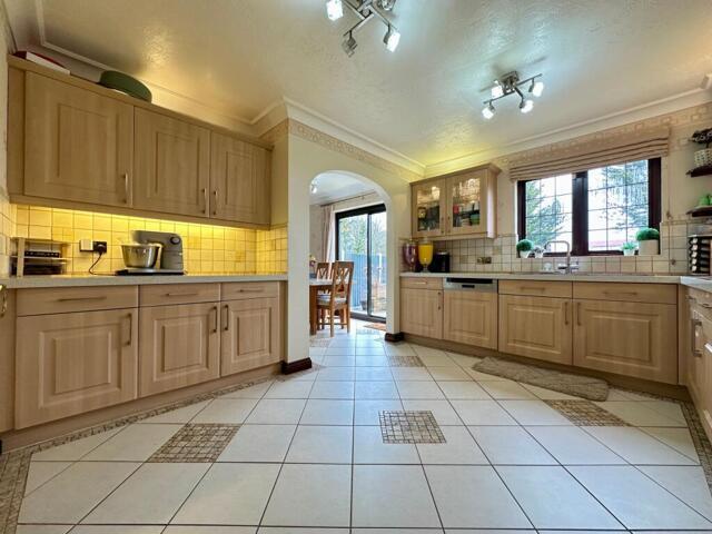 House 5 Bedroom For Sale Billericay Essex 1200000 ELS100191983