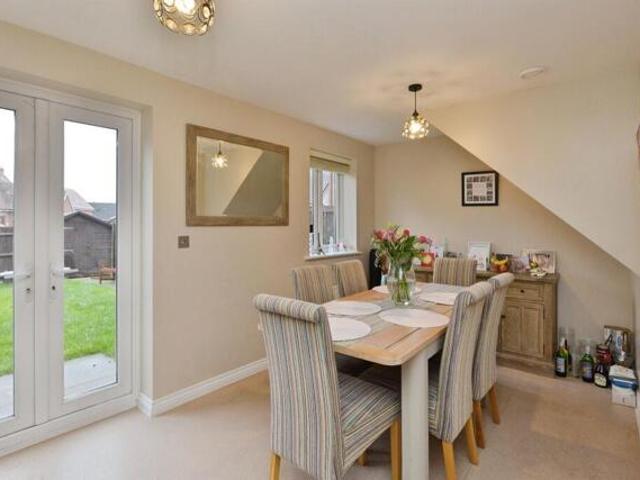 House 5 Bedroom For Sale Bletchley Buckinghamshire 460000 ELS101119433