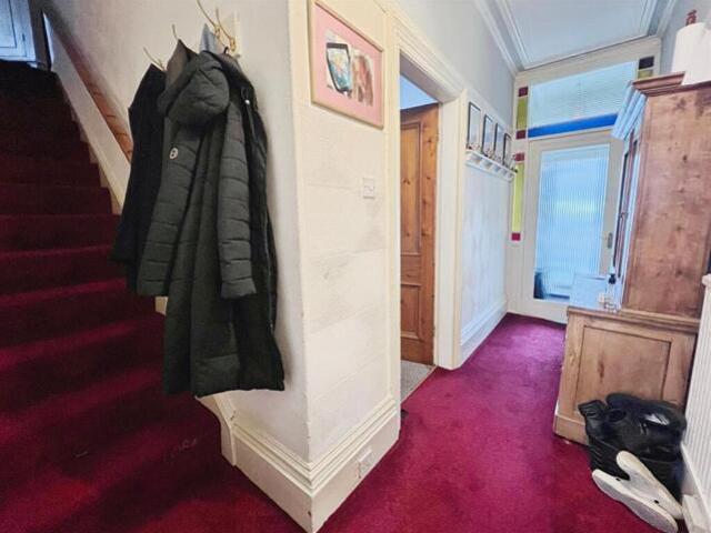House 5 Bedroom For Sale Bradford Bradford 240000 ES99345023