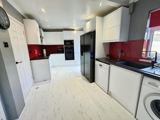 House 5 Bedroom For Sale Bridgend Bridgend 290000 ELS101025912