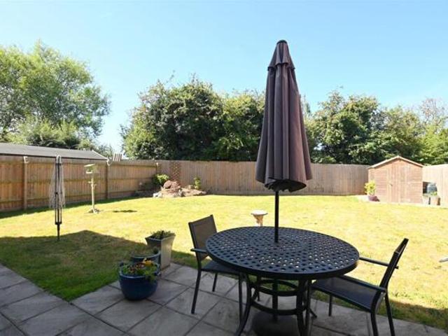 House 5 Bedroom For Sale Burton On Trent Staffordshire 585000 ELS100648908