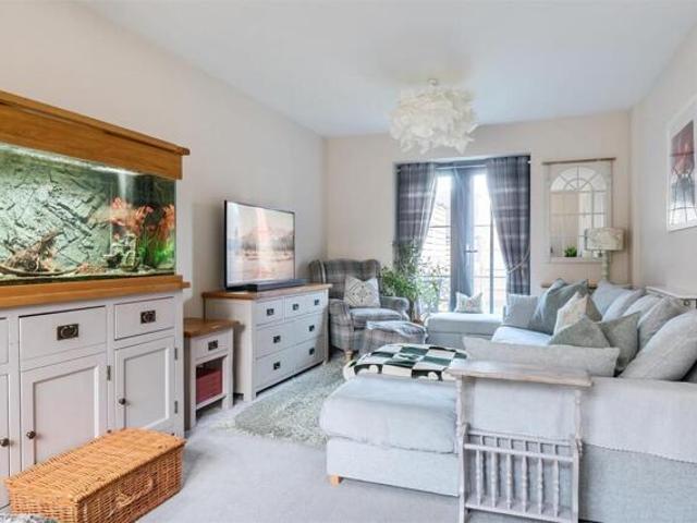 House 5 Bedroom For Sale Easterton Easterton 475000 ES100786740