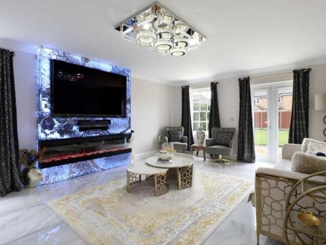 House 5 Bedroom For Sale Farnham Common Slough 2249000 ES100540638