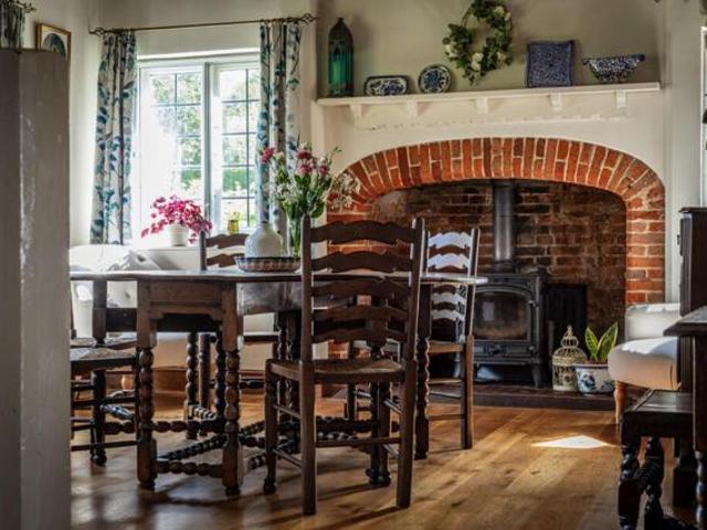 House 5 Bedroom For Sale Farnham Surrey 1395000 ES101996240