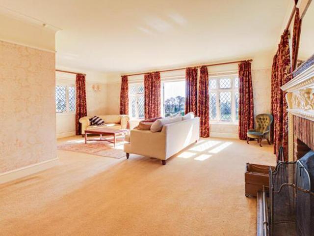 House 5 Bedroom For Sale Kensworth Central Bedfordshire 1300000 ES101777759