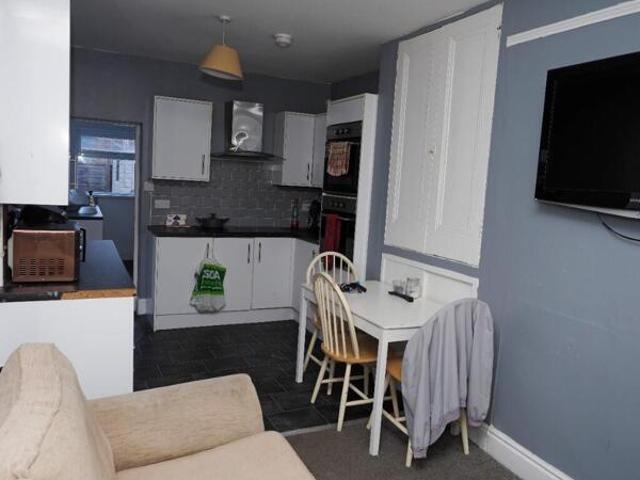House 5 Bedroom For Sale Hull City Of Kingston upon Hull 175000 ES100426232