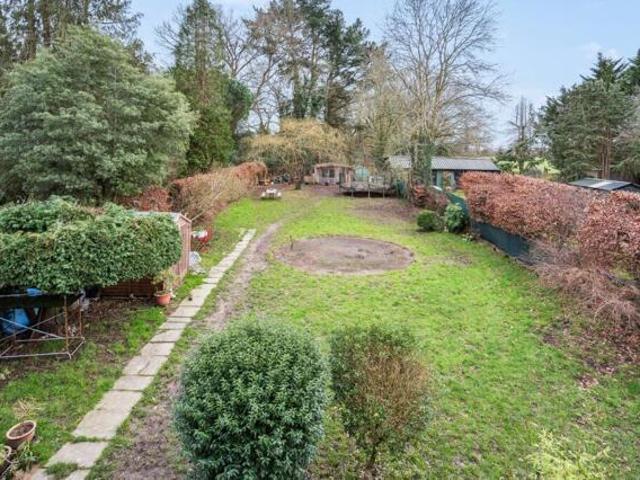 House 5 Bedroom For Sale Iver Buckinghamshire 1200000 ELS100579121