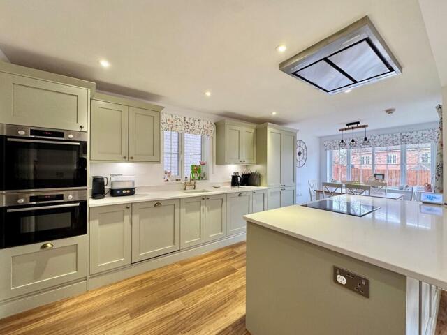 House 5 Bedroom For Sale Oxfordshire Oxfordshire 550000 ELS100057778