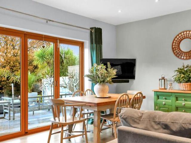 House 5 Bedroom For Sale Locks Heath Hampshire 800000 ELS100191940
