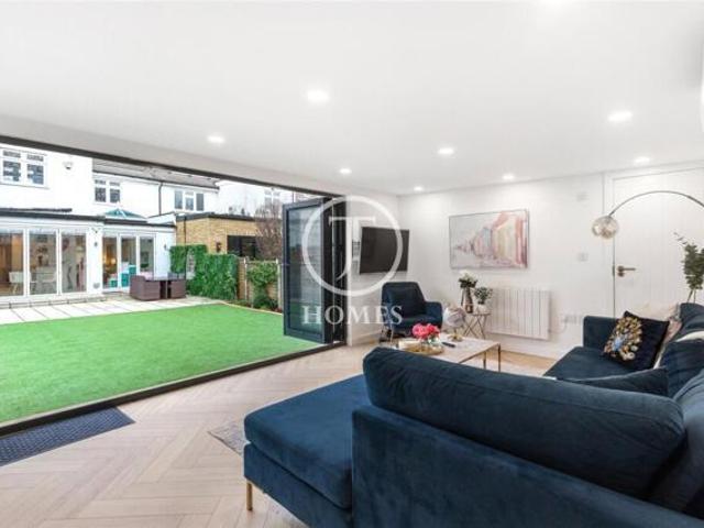 House 5 Bedroom For Sale London Greater London 1260000 ELS101278300