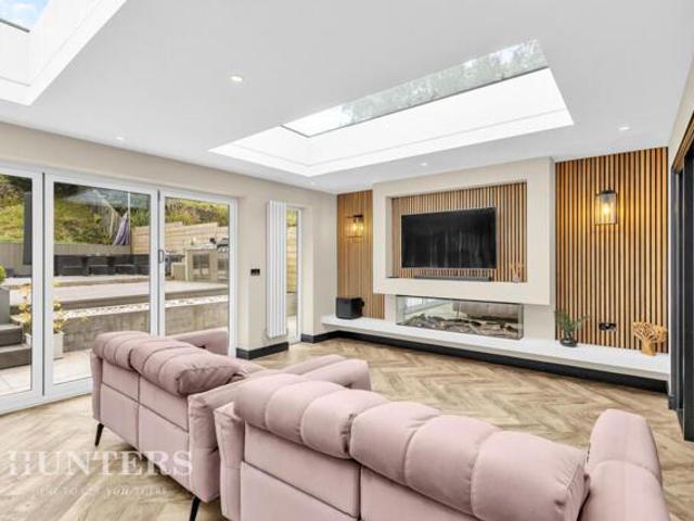 House 5 Bedroom For Sale Lancs Calderdale 640000 ES98119286