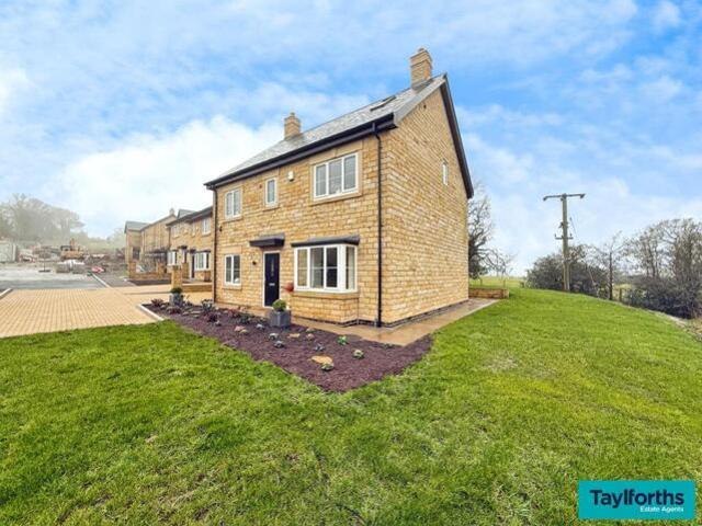 House 5 Bedroom For Sale Lancs Lancashire 495000 ELS98864394