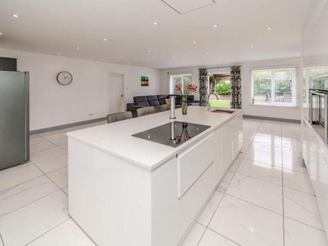 House 5 Bedroom For Sale Lancs Lancashire 619995 ES98335807