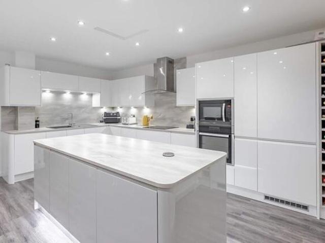 House 5 Bedroom For Sale Livingston West Lothian 220000 ELS99237365
