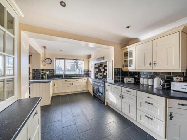 House 5 Bedroom For Sale Lincoln Lincolnshire 425000 ELS100615225