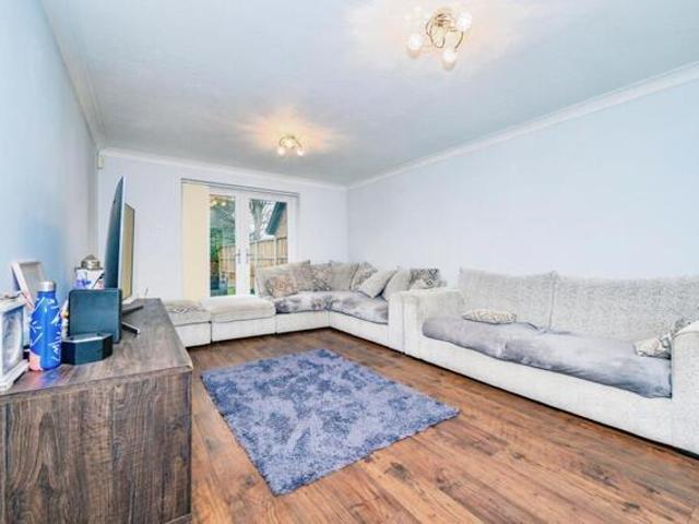 House 5 Bedroom For Sale Luton Luton 650000 ELS99571654