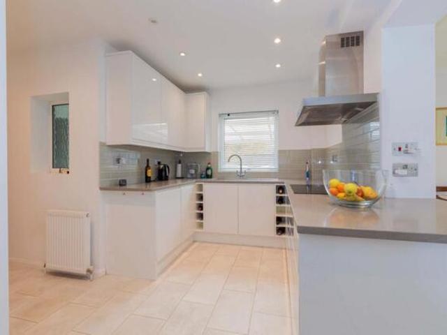 House 5 Bedroom For Sale Maidenhead Windsor And Maidenhead 1100000 ELS99986194