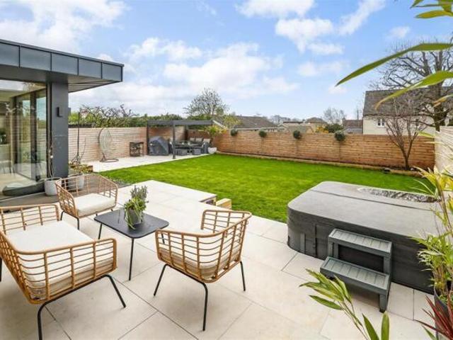House 5 Bedroom For Sale Minchinhampton Minchinhampton 1000000 ES101797030