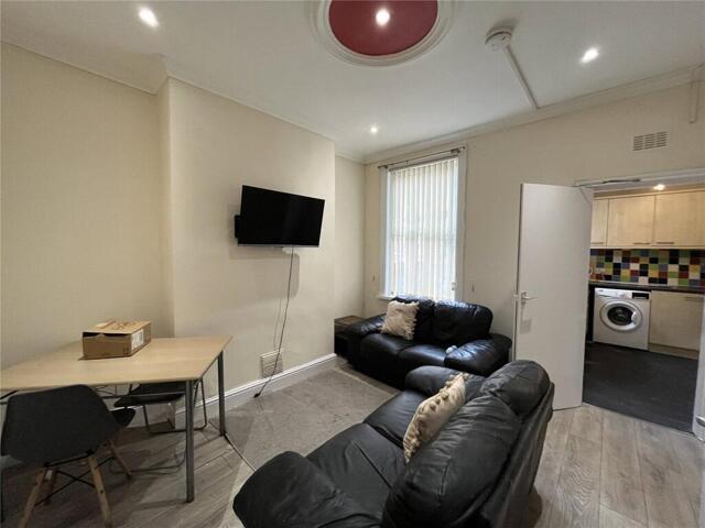 House 5 Bedroom For Sale Nottingham Nottingham 250000 ELS89862017