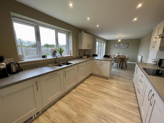 House 5 Bedroom For Sale North Yorkshire North Yorkshire 430000 ELS99840404