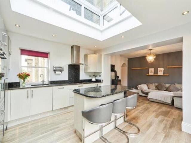 House 5 Bedroom For Sale North Yorkshire North Yorkshire 650000 ES98903657