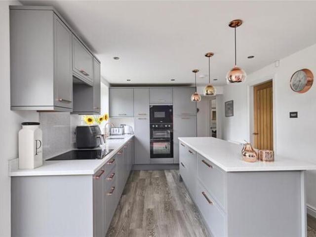 House 5 Bedroom For Sale North Yorkshire Bradford 550000 ELS98687889